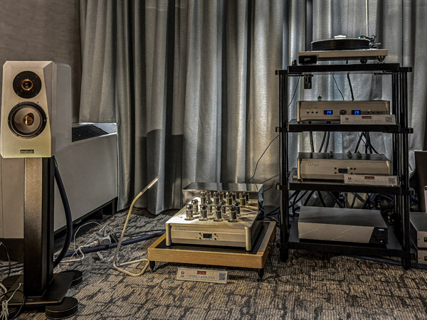 Command Performance AV debuts the J.Sikora Aspire and Innuos Stream3 with Doshi and Joseph Audio ...